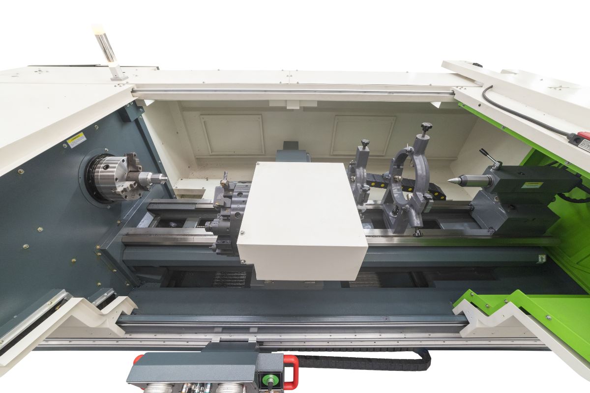 Differences between a CNC lathe and a conventional lathe – Vurcon